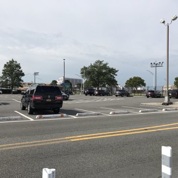 JFK INTERNATIONAL AIRPORT JFK CELL PHONE LOT - Updated December 2025 ...