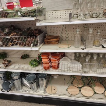 TARGET - Updated July 2025 - 124 Photos & 156 Reviews - 1621 S Alameda ...