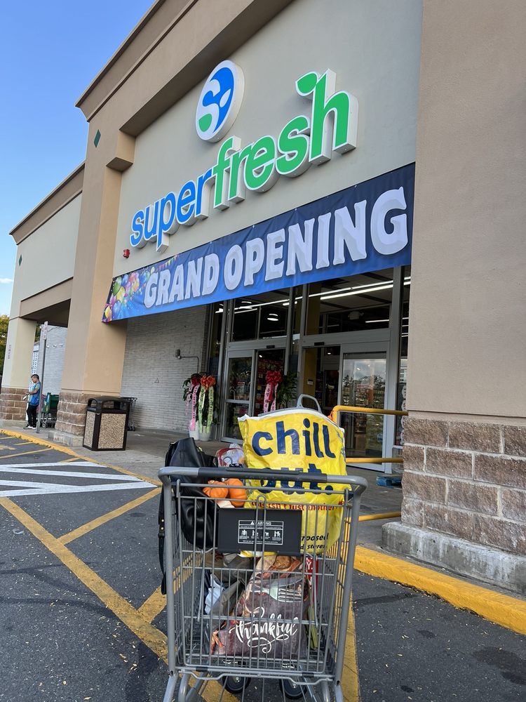 SUPERFRESH - Updated December 2025 - 25 Photos - 424 Raritan Ave ...