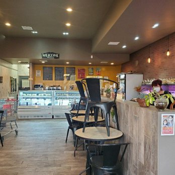 MR BAKERY - Updated August 2025 - 73 Photos & 63 Reviews - 2761 S ...