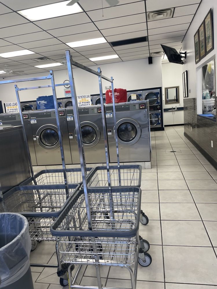 CYCLONE LAUNDRY & INTERNET CAFE - Updated October 2025 - 22 Photos & 53 ...