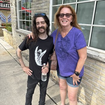 SHAKERS CIGAR BAR - Updated August 2024 - 159 Photos & 239 Reviews ...