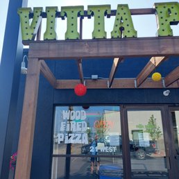 VITTA PIZZA CENTRAL ENTRANCE - Updated 05/2025 - 75 Photos & 15 Reviews ...