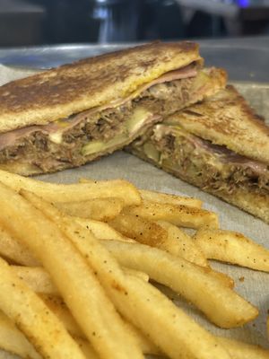 MOOSE’S DRAFT HOUSE - Updated May 2026 - 60 Photos & 24 Reviews - 1550 ...