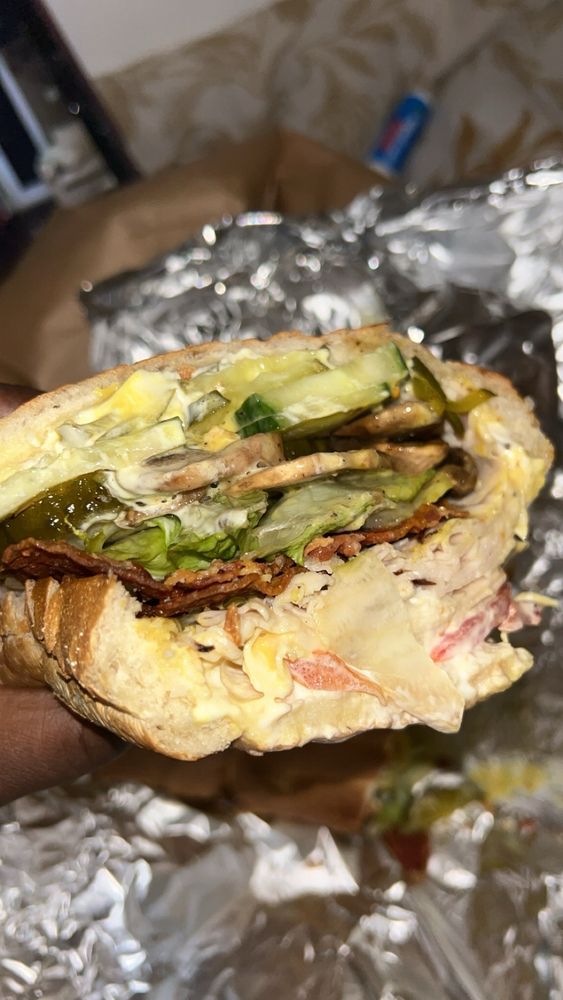 SHORTSTOP DELI - Updated October 2025 - 66 Photos & 168 Reviews - 204 W ...