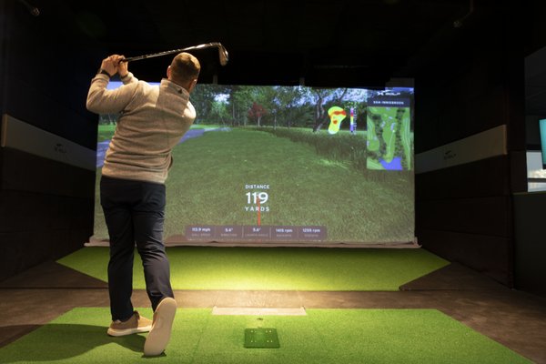 X-GOLF AT AMERICAN FAMILY FIELD - Updated June 2025 - 32 Photos - 1 ...