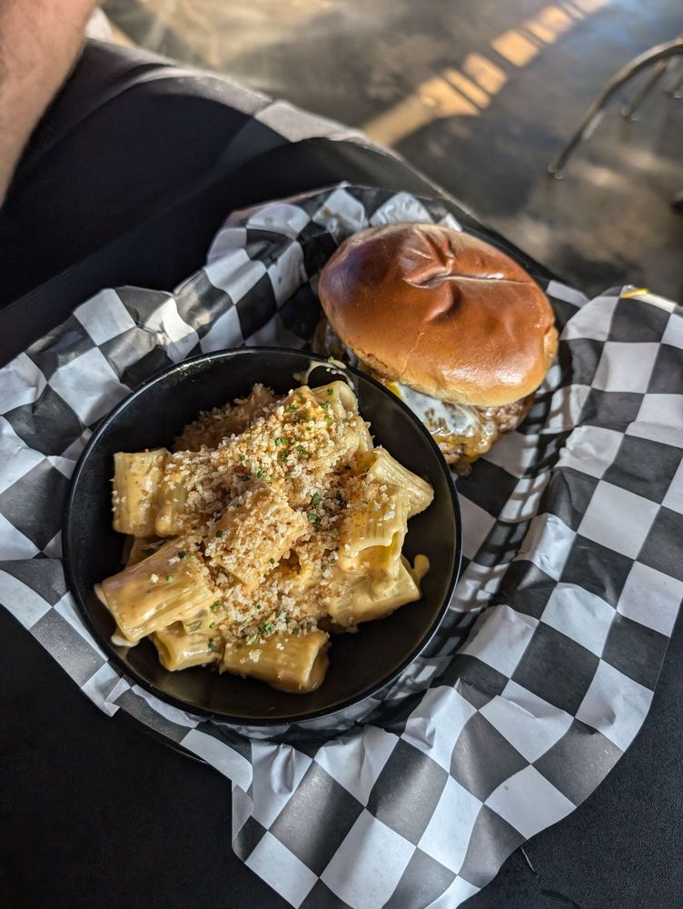 BURGER PUNK - Updated December 2025 - 223 Photos & 202 Reviews - 3012 N ...