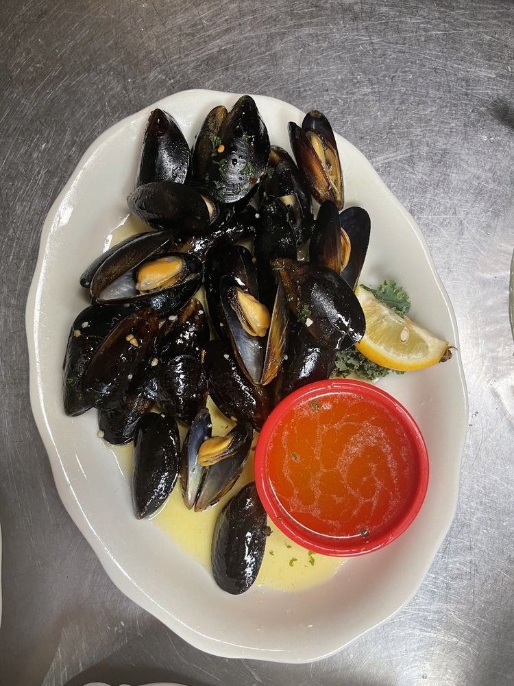 THE NET BY GEORGE - 128 Photos & 138 Reviews - 1916 S Ocean Shore Blvd ...