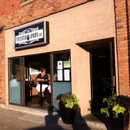 THE TWISTED APRON - Updated December 2025 - 148 Photos & 153 Reviews ...