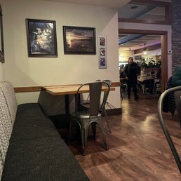 COLD WATER BREWERY AND GRILL - Updated August 2024 - 1374 Photos & 1532 ...