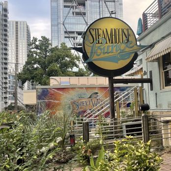 STEAMHOUSE LOUNGE - Updated July 2025 - 1410 Photos & 1106 Reviews ...
