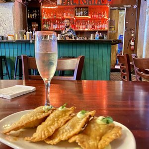 LA FACTORÍA - 817 Photos & 626 Reviews - Calle San Sebastián 148, San ...