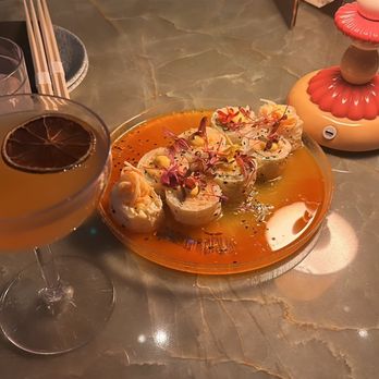 CAVEAU - Updated January 2025 - 73 Photos & 35 Reviews - 1 Cntr Plz ...