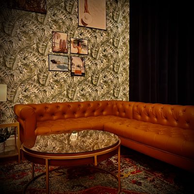 FOXTAIL LOUNGE BAKERSFIELD - TEMP. CLOSED - Updated October 2025 - 154 ...