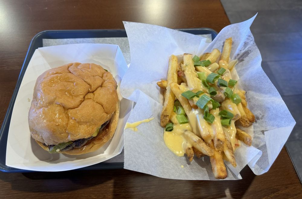 DOUG’S BURGERS - Updated November 2024 - 14 Photos & 18 Reviews - 2527 ...
