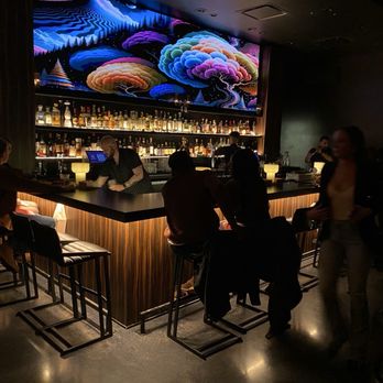 VALEDOR - Updated December 2025 - 201 Photos & 71 Reviews - 1620 N ...