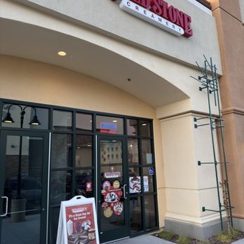 COLD STONE CREAMERY - Updated September 2025 - 19 Photos & 13 Reviews ...