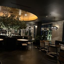 URBAN OAK RALEIGH - Updated June 2025 - 24 Photos - 200 W Davie St ...