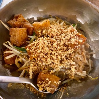 HENG THAI AND ROTISSERIE - 430 Photos & 240 Reviews - 165 Angell St ...