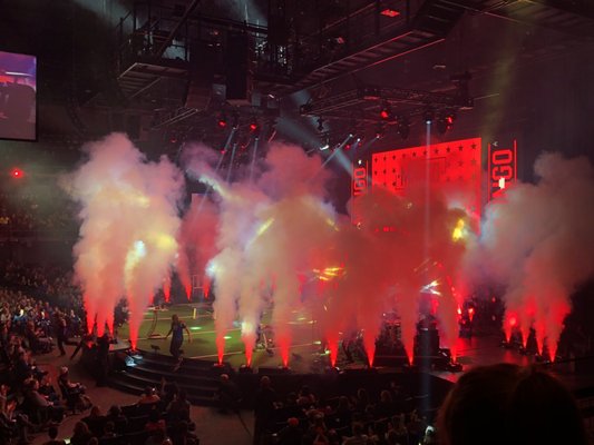 CROSSROADS OAKLEY - Updated January 2026 - 72 Photos & 95 Reviews ...