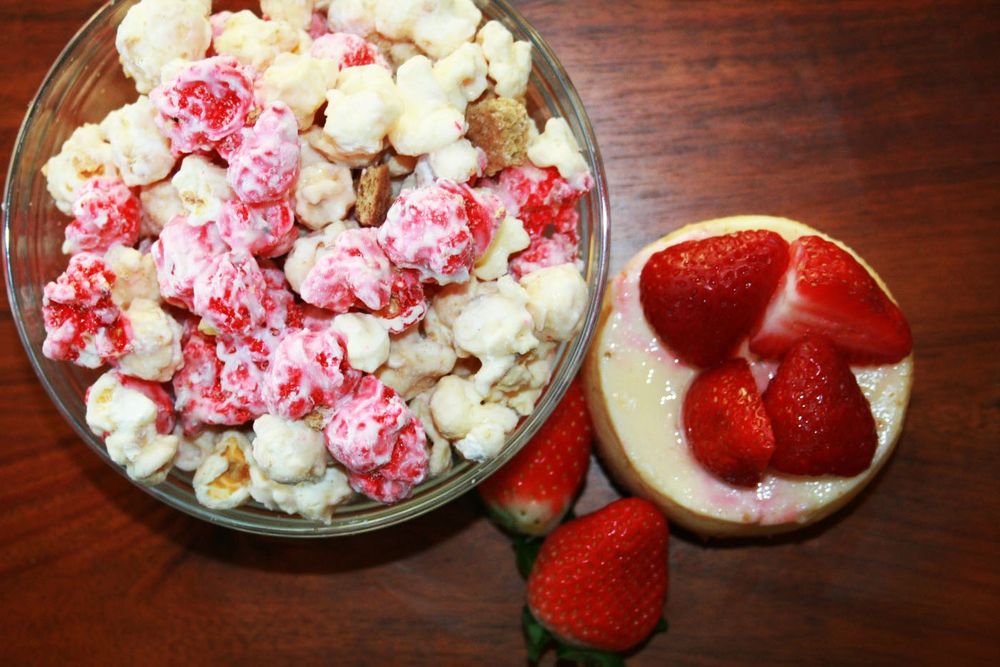 CRAVING KERNELS - 40 Photos & 32 Reviews - Popcorn Shops - 312 Market ...