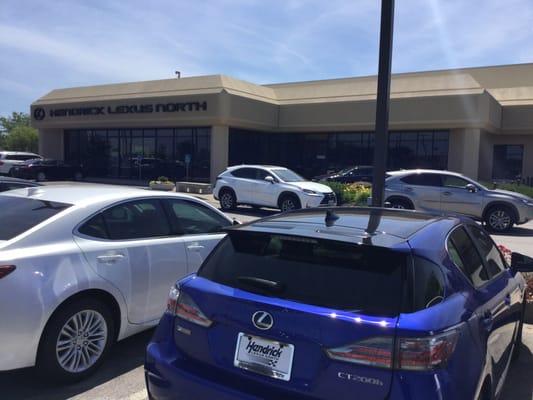 HENDRICK LEXUS KANSAS CITY NORTH - Updated December 2025 - 42 Photos ...