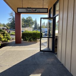 THIRSTEA - Updated September 2025 - 280 Photos & 211 Reviews - 6585 ...