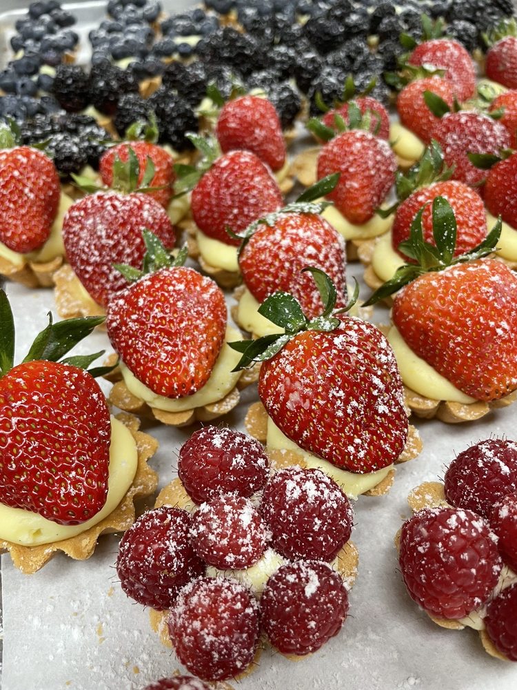 COUSIN JOHN’S CAFE & BAKERY - 279 Photos & 375 Reviews - 70 7th Ave ...