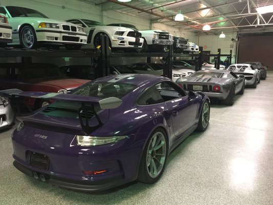 AUTOTOPIA - Updated October 2025 - 24 Photos - 3900 W Alameda Ave ...