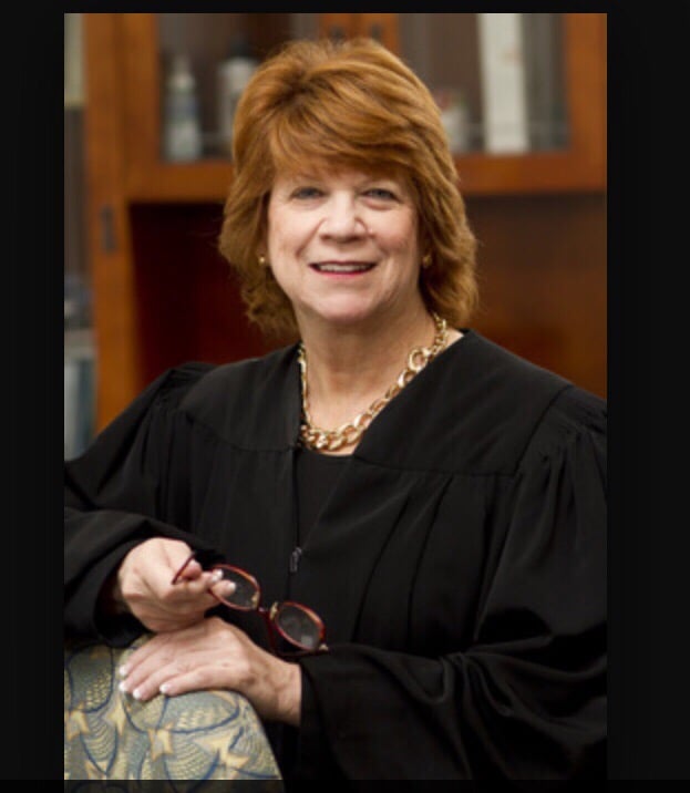 JANIS GORDON - Updated January 2025 - 556 N Mcdoungh St, Decatur ...