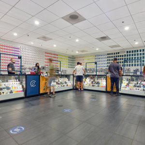 CURALEAF - Updated December 2025 - 61 Photos & 141 Reviews - 1040 E ...