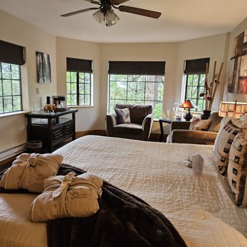 SHERIDAN HOUSE INN - Updated December 2025 - 107 Photos & 83 Reviews ...