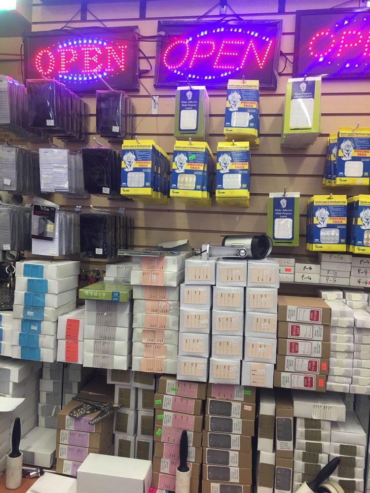 MC DISPLAYS - Updated September 2025 - 912 E 12th St, Los Angeles ...