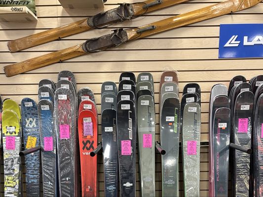 SKI PRO - Updated January 2026 - 75 Photos & 136 Reviews - 1924 W Rio ...