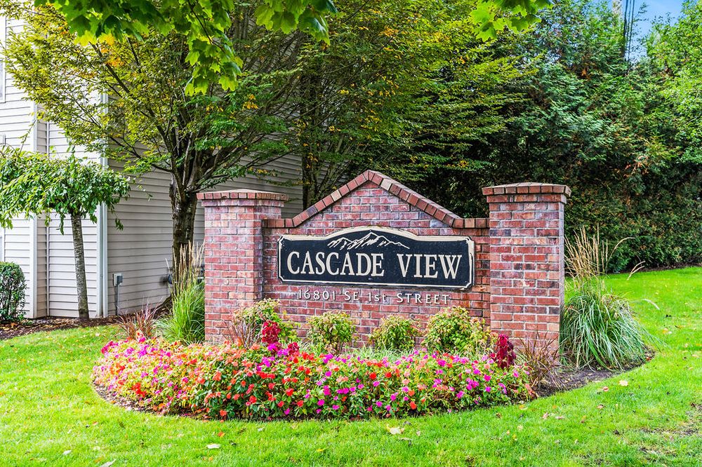 CASCADE VIEW APARTMENTS - Updated February 2025 - 110 Photos - 16801 SE ...