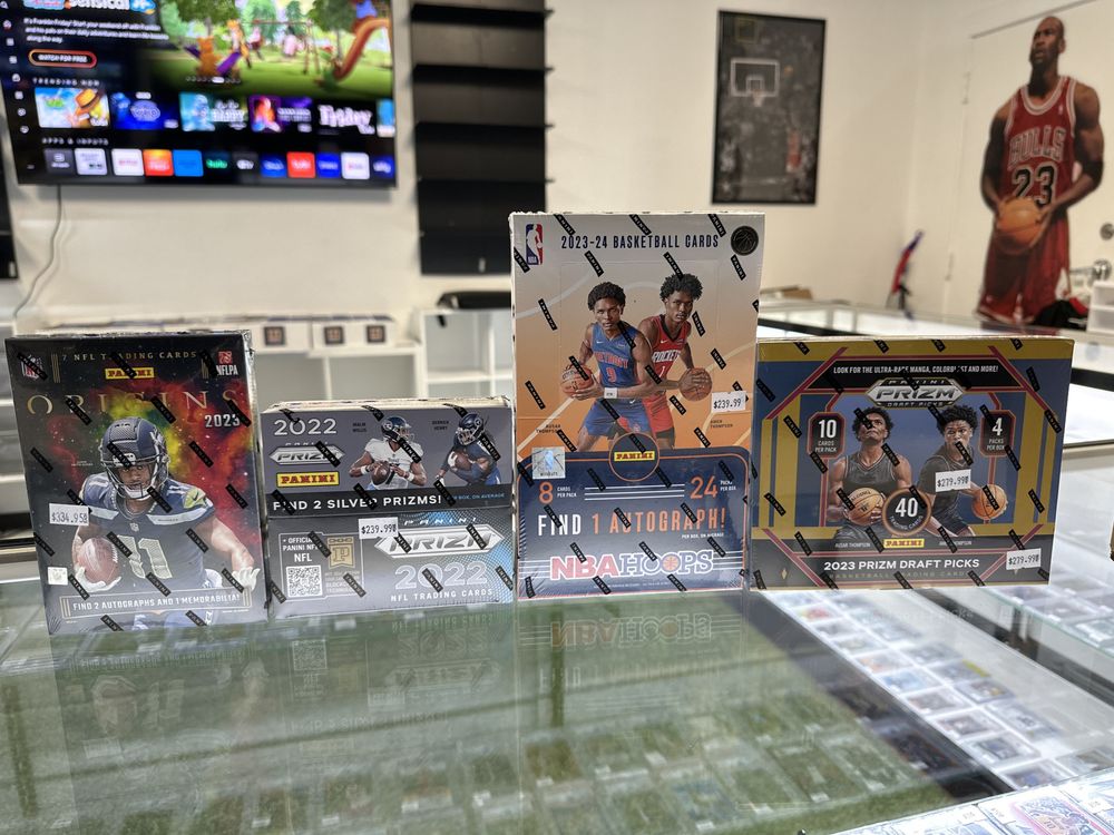 LEGENDS ONLY SPORTS CARDS & COLLECTIBLES - 6923 W Loop 1604 N, San Antonio, Texas - Hobby Shops ...