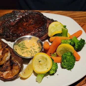 OUTBACK STEAKHOUSE - Updated September 2025 - 372 Photos & 363 Reviews ...