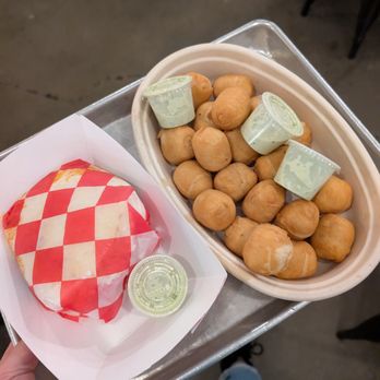 AREPA ZONE - Updated October 2025 - 499 Photos & 415 Reviews - 1121 ...