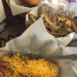 THE BURGER DIVE - Updated December 2025 - 411 Photos & 707 Reviews ...