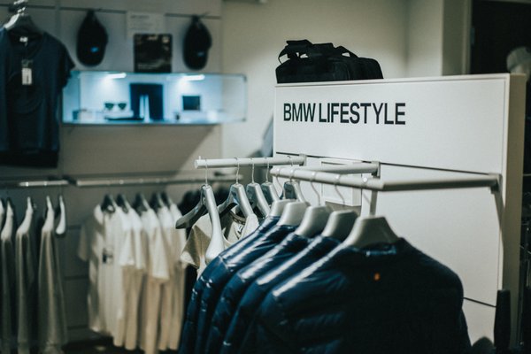 BMW OF READING - Updated December 2025 - 50 Photos & 42 Reviews - 1015 ...