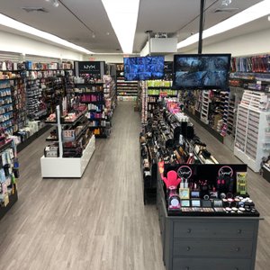 MAXAROMA - Updated June 2025 - 19 Photos & 13 Reviews - 31-17 38th Ave ...