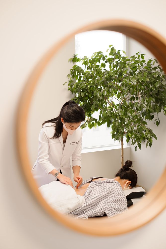 DANIEL PAIN CLINIC - Updated December 2025 - 39 Photos & 24 Reviews ...