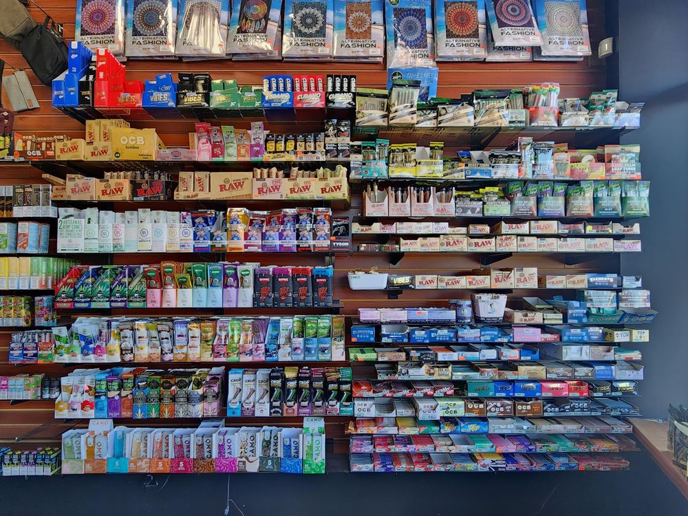 TICK TOCK SMOKE SHOP - Updated May 2025 - 58812 Gratiot Ave, New Haven ...