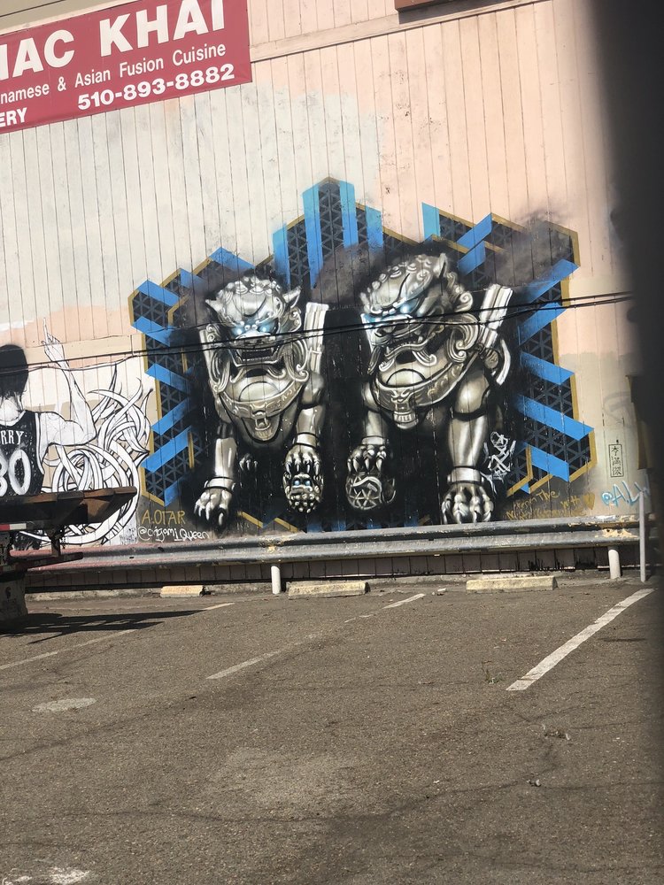 FOO DOGS GUARDIAN STATUES - Updated December 2025 - 417 7th St, Oakland ...