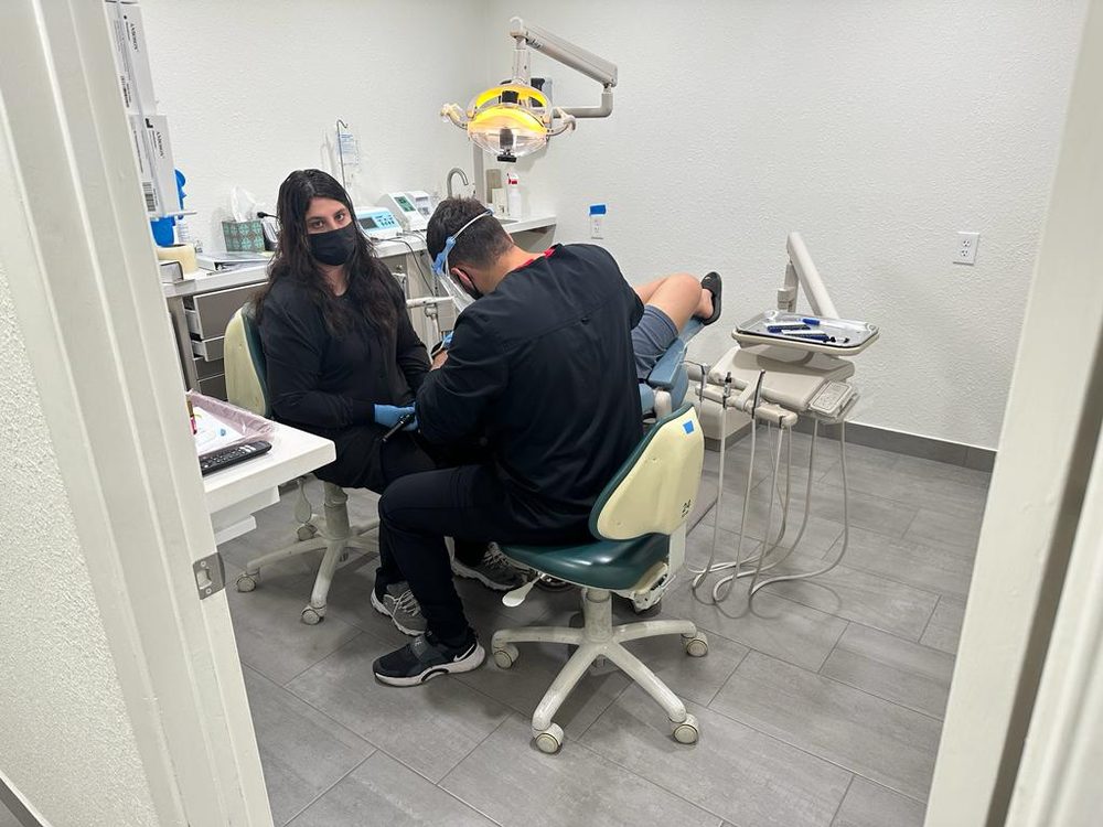 AZ DENTAL CLUB - 4245 N 19th Ave, Phoenix, Arizona - General Dentistry ...