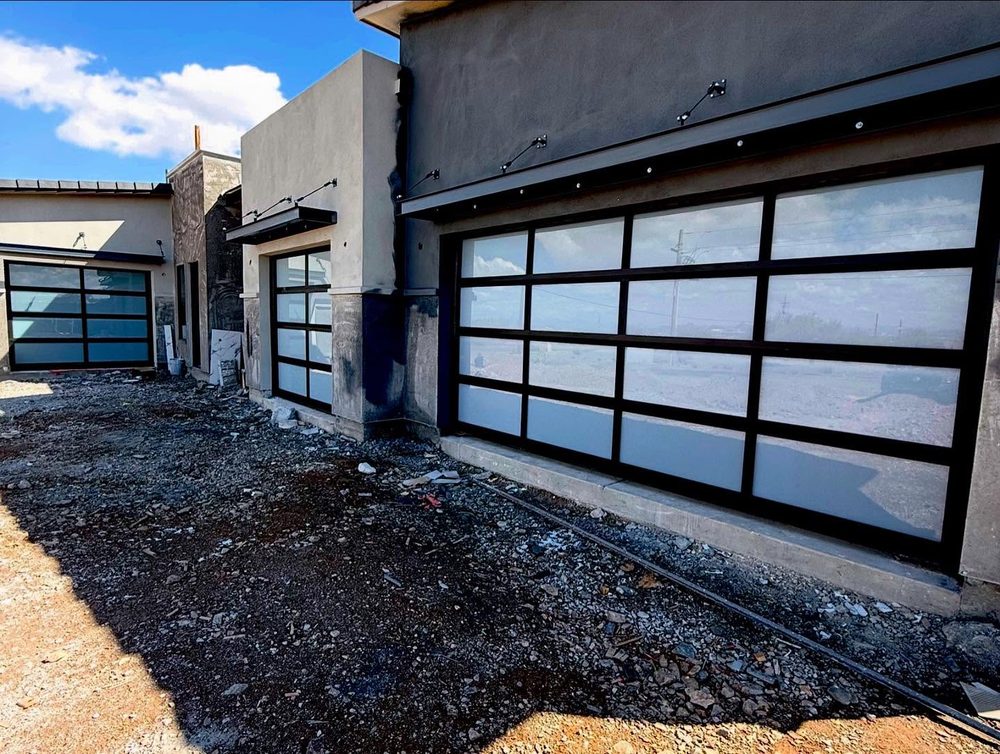 RISING DOORS - Updated October 2025 - 271 Photos & 20 Reviews - 4408 N ...