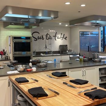 SUR LA TABLE - Updated December 2025 - 193 Photos & 166 Reviews - 306 ...