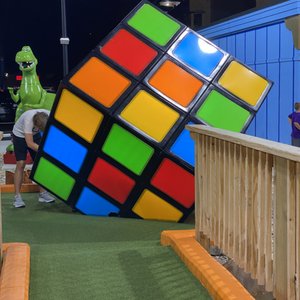 TOY BOX MINI GOLF - 42 Photos & 16 Reviews - 112 Dollywood Ln, Pigeon ...