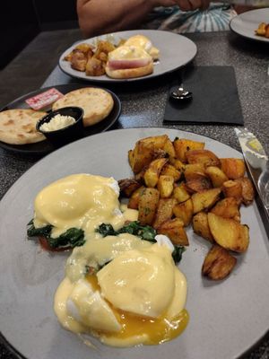 THE COPPER PLATE - Updated June 2025 - 22 West Galena St, Butte ...