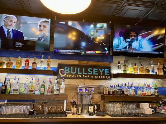 BULLSEYE SPORTS BAR & KITCHEN - 324 S Meridian Rd, Meridian, Idaho ...